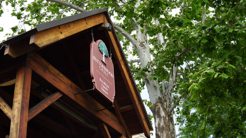 Buttonwood Grill – Peddler's Village