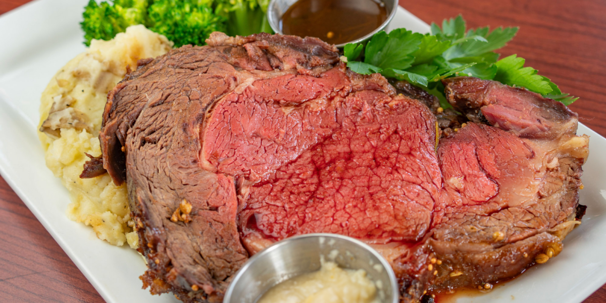 On Fridays, Enjoy Prime Rib at the Cock ‘n Bull! – Peddler's Village